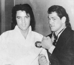 Movie Stars, Singers, Celebrities, and Boxers – THE USA BOXING NEWS