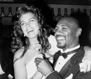 Movie Stars, Singers, Celebrities, and Boxers – THE USA BOXING NEWS