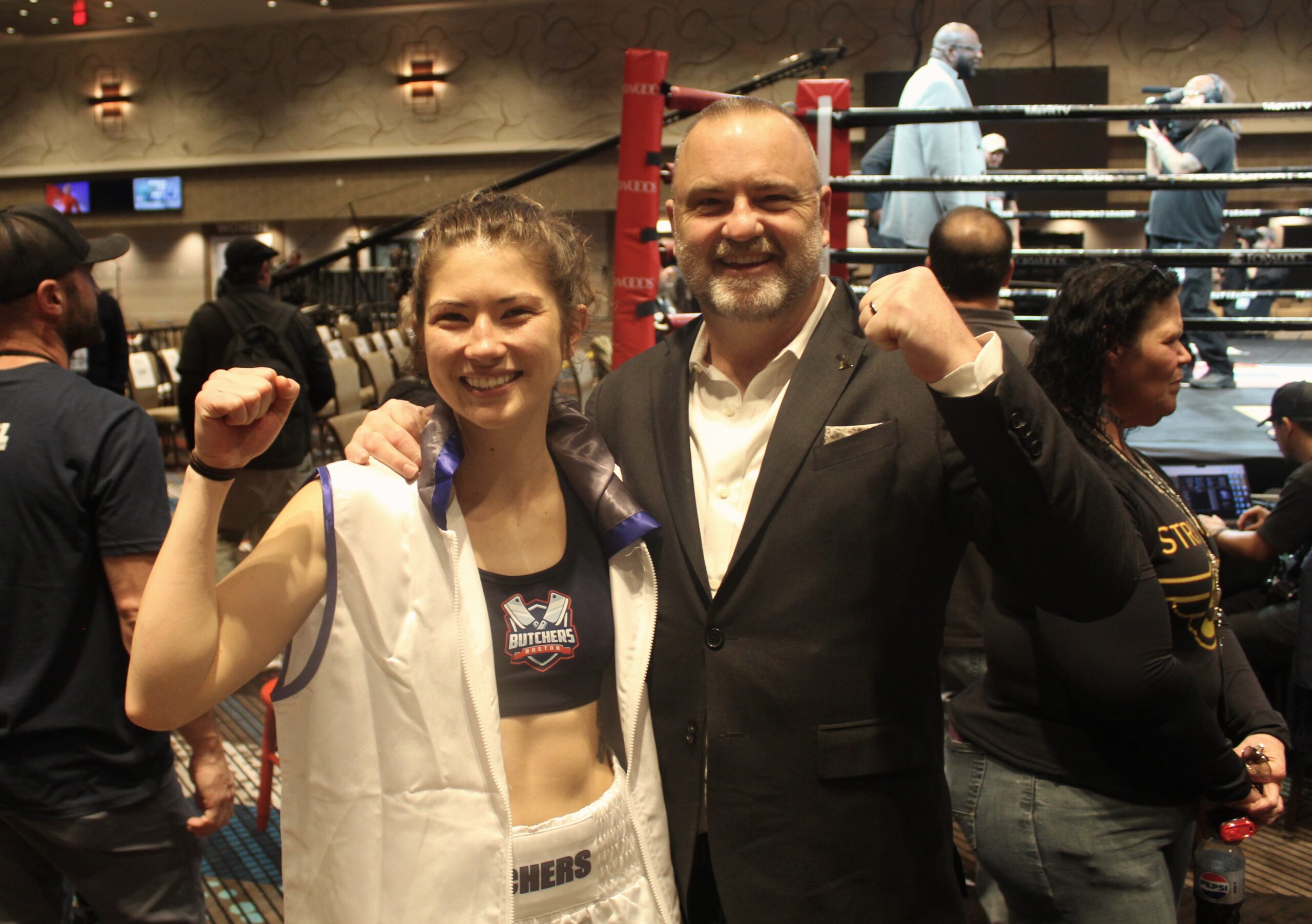 THE USA BOXING NEWS – THE PUBLICATION THAT PACKS A PUNCH!